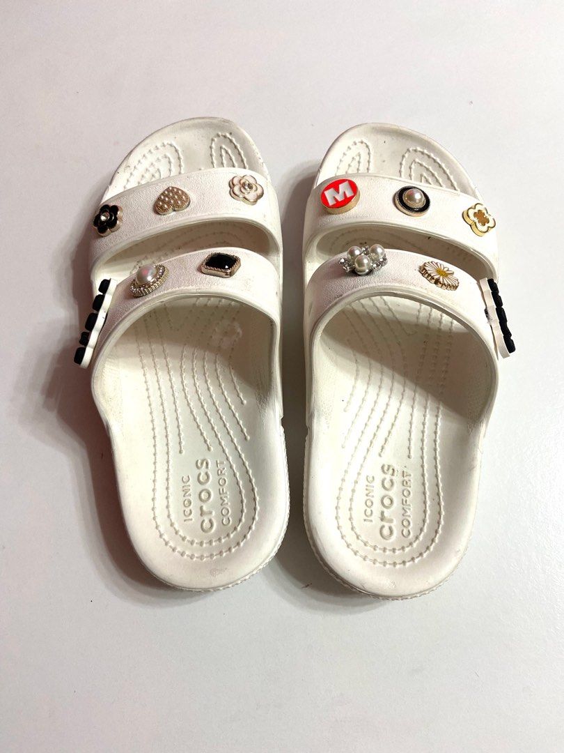Crocs Classic Sandals (Jibbitz included), Women's Fashion, Footwear ...