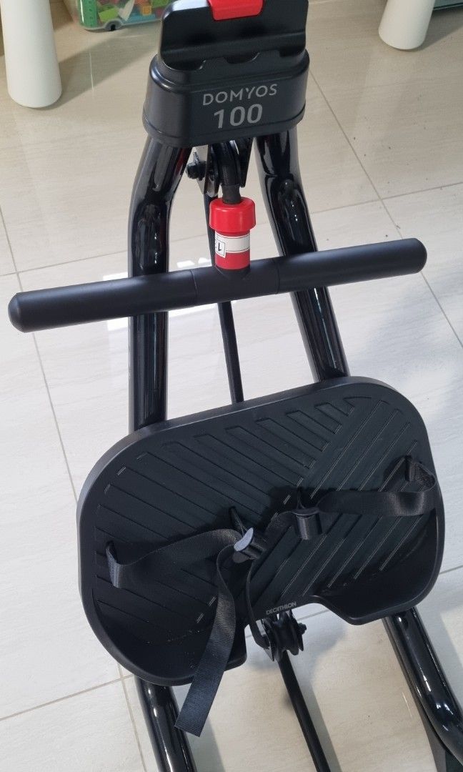 Decathlon rowing machine 100, Sports Equipment, Exercise & Fitness ...