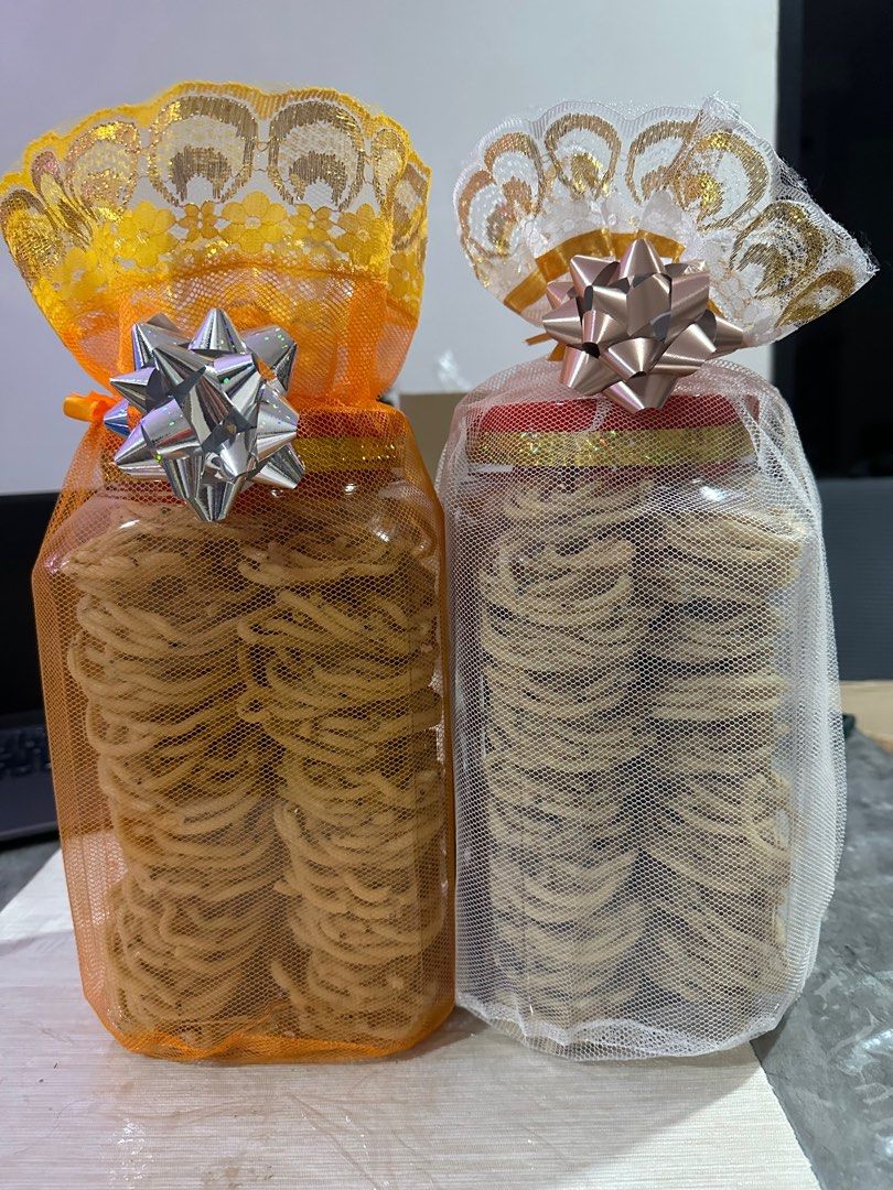 Deepavali Gift Bag, Food & Drinks, Gift Baskets & Hampers on Carousell