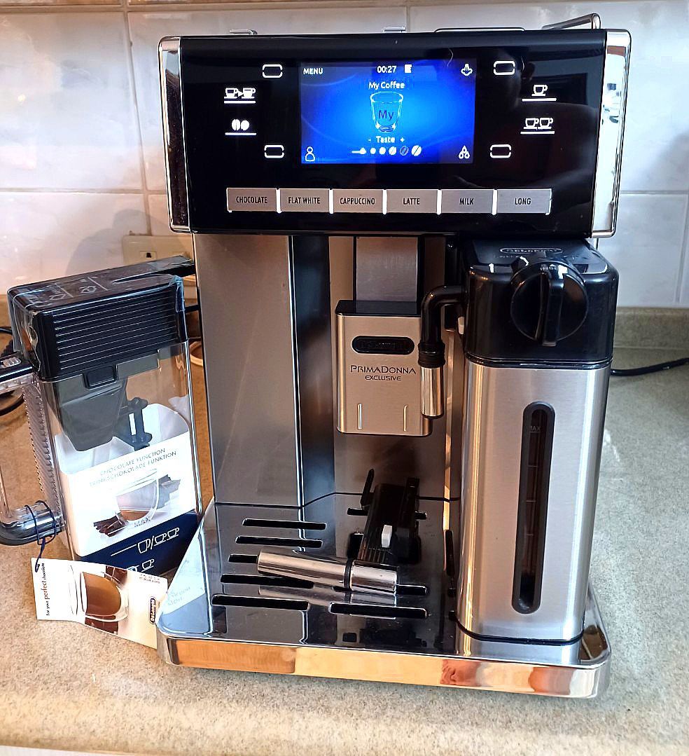Delonghi Prima Donna Exclusive Espresso Coffee Machine with Hot ...