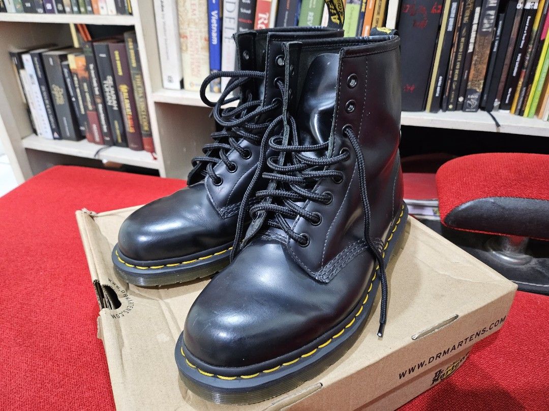 Dr. Martens 1460 8 Eye Boot Smooth Original docmar, Fesyen Pria, Sepatu ...