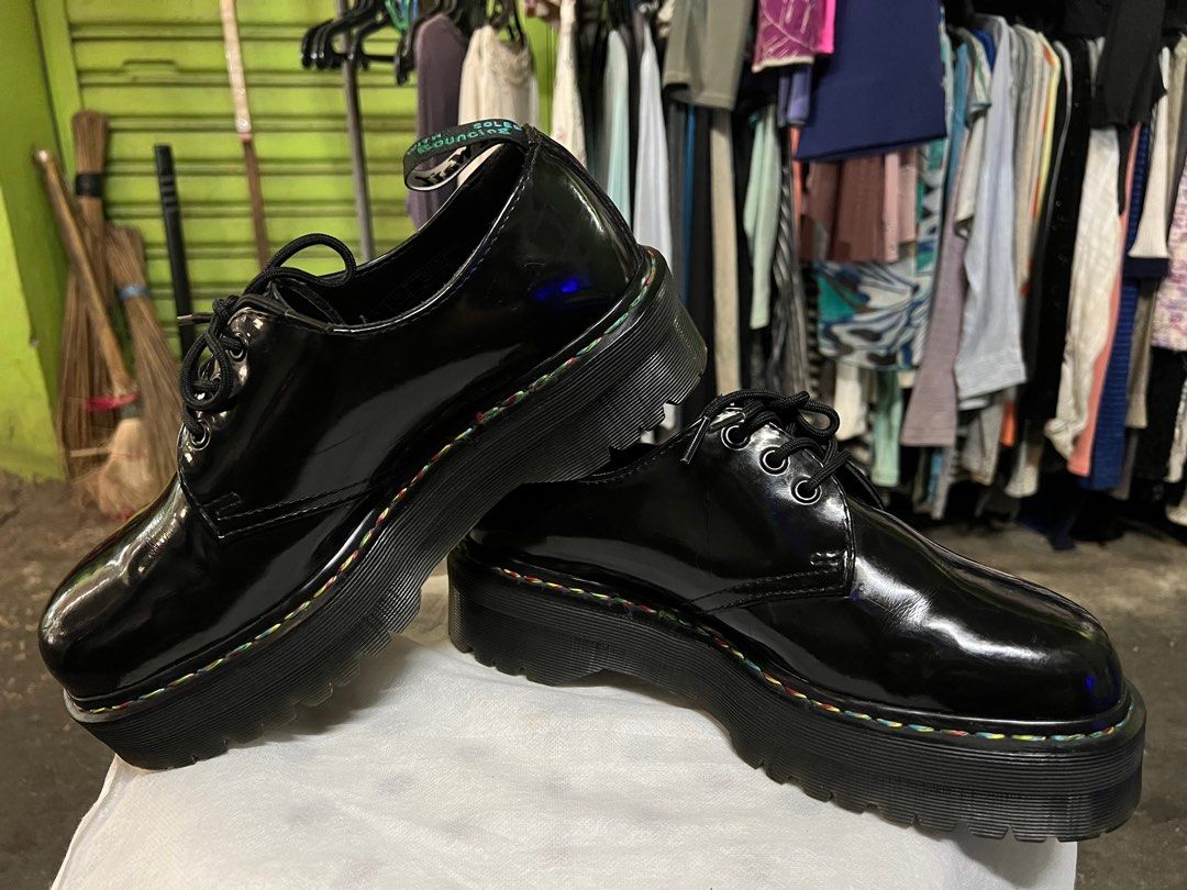 Dr. Martens 1461 Uk9, Men's Fashion, Footwear, Boots on Carousell