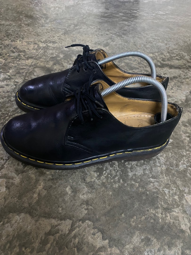 DR MARTENS DOCMART, Men's Fashion, Footwear, Casual shoes on Carousell