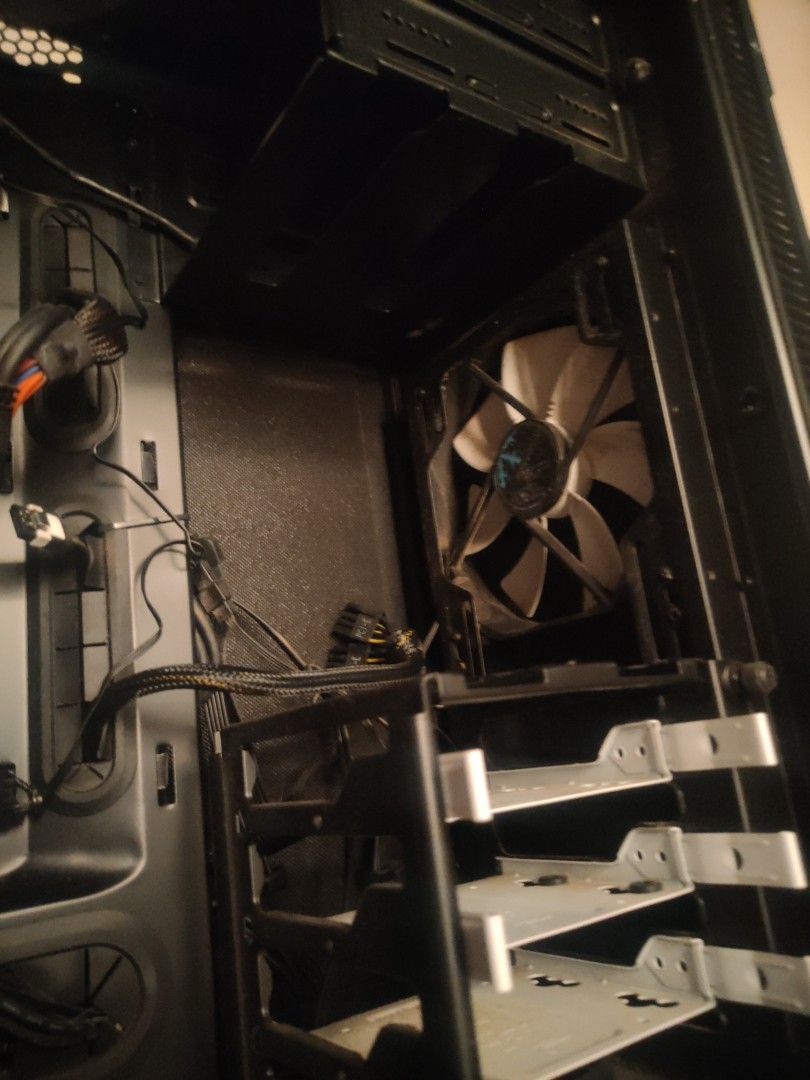 Fractal Design Define R5 Window Gaming Desktop PC Casing with Seasonic ...