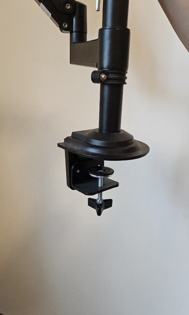 Heavy duty monitor arm, Computers & Tech, Parts & Accessories, Monitor ...