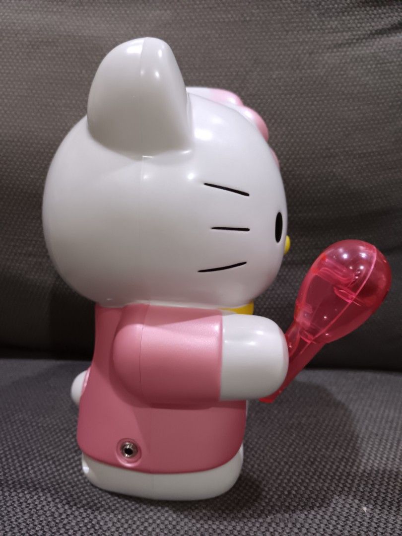 Hello Kitty Recording Citizen Alarm Clock, Women's Fashion, Watches ...