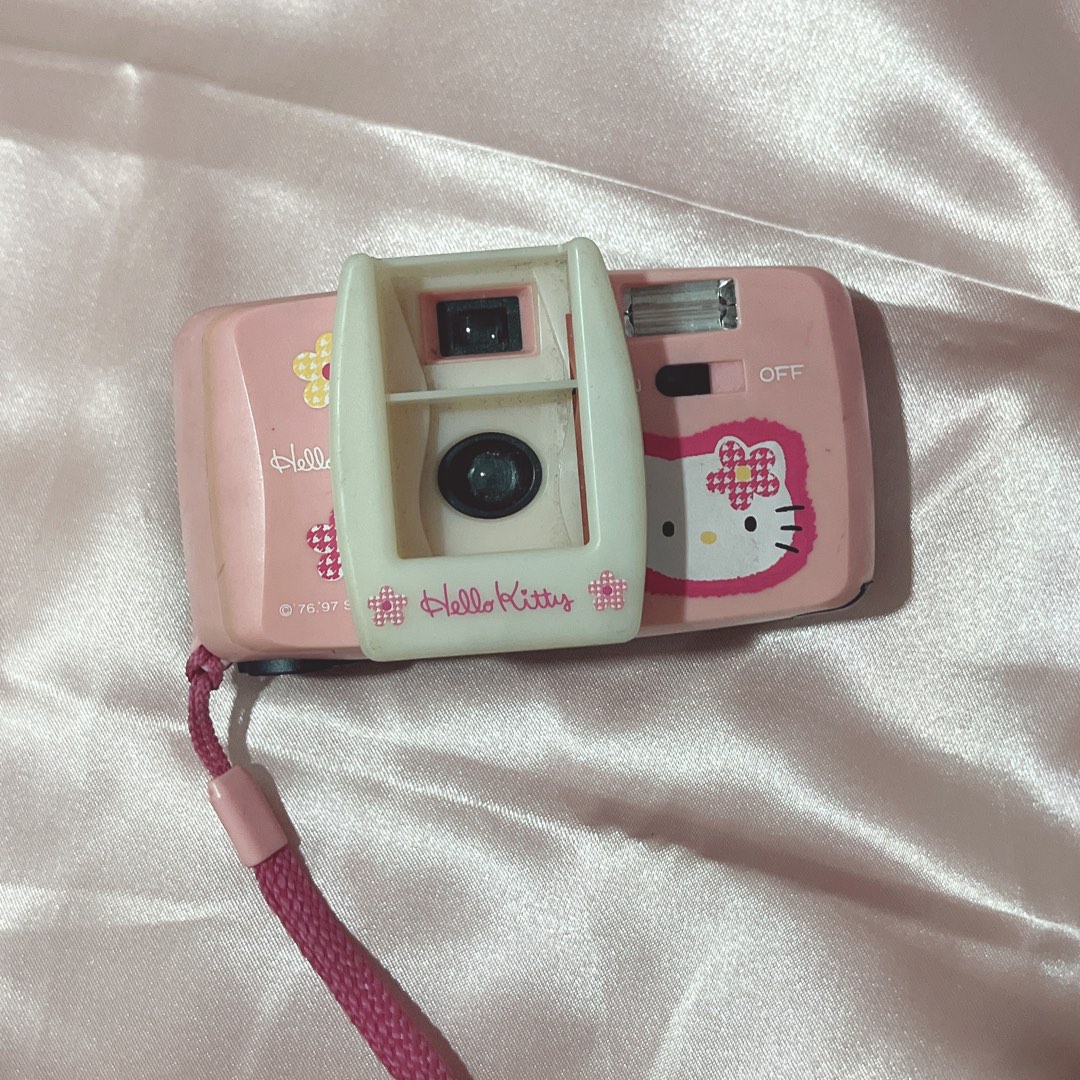 Hello Kitty Vintage Film Camera, Photography, Cameras on Carousell