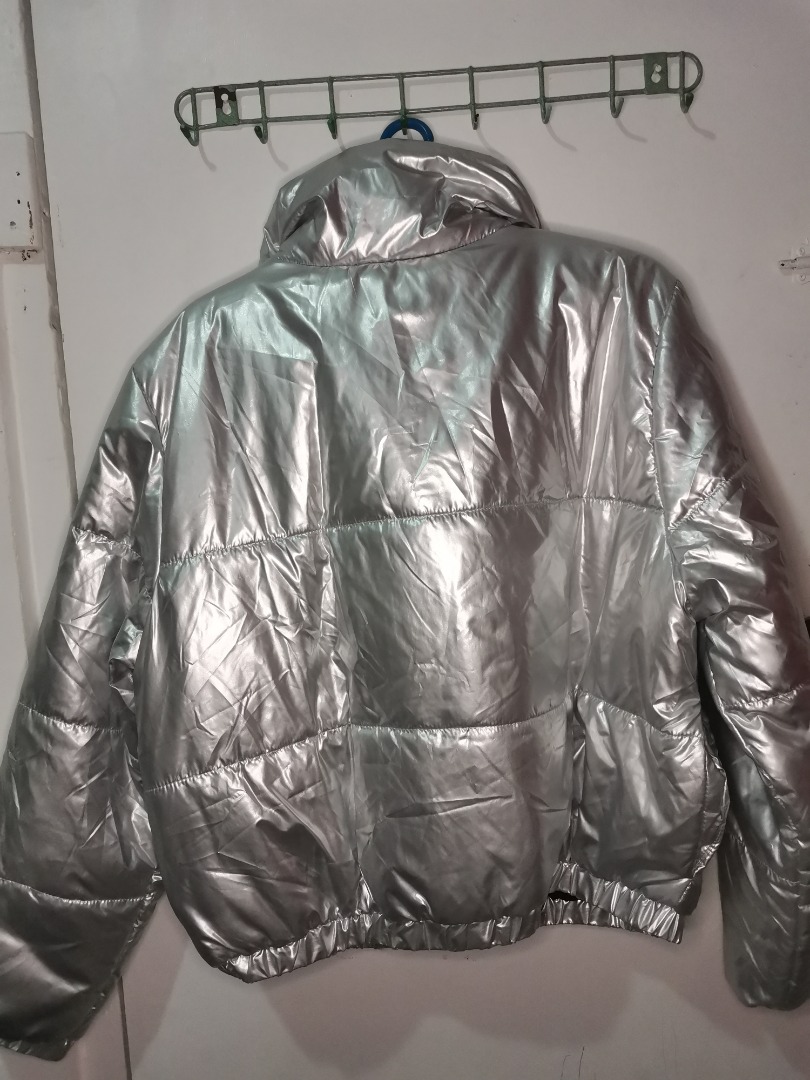 Imported Silver Puffer Jacket, Women's Fashion, Coats, Jackets and ...