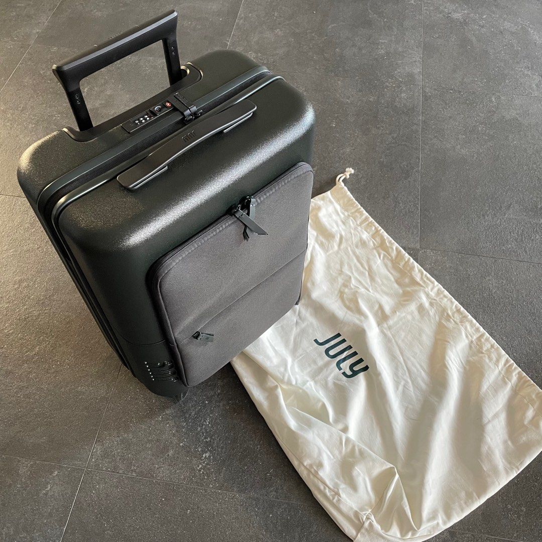 July Carry On Pro Snap Sleeve (Forest colour), Hobbies & Toys, Travel ...