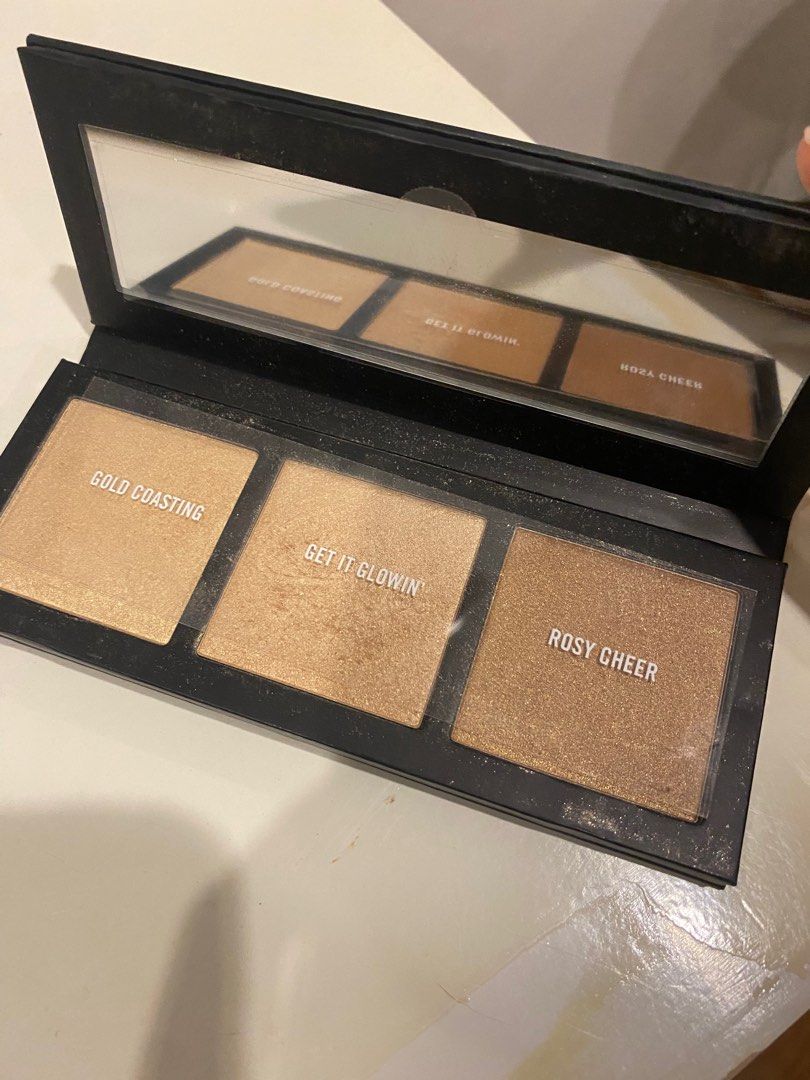 MAC Highlighter Palette - Hyper Glow, Beauty & Personal Care, Face ...