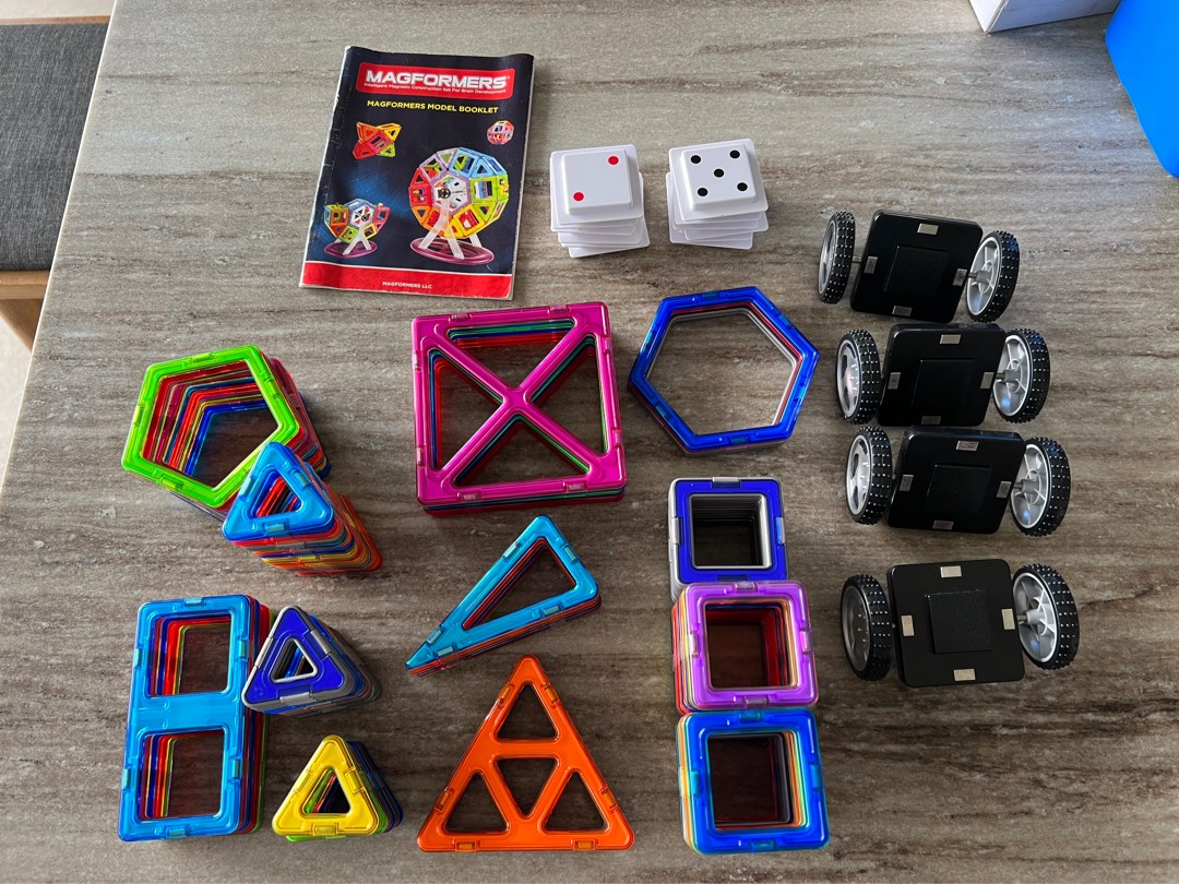 Magformers 140pc and booklet, Hobbies & Toys, Toys & Games on Carousell