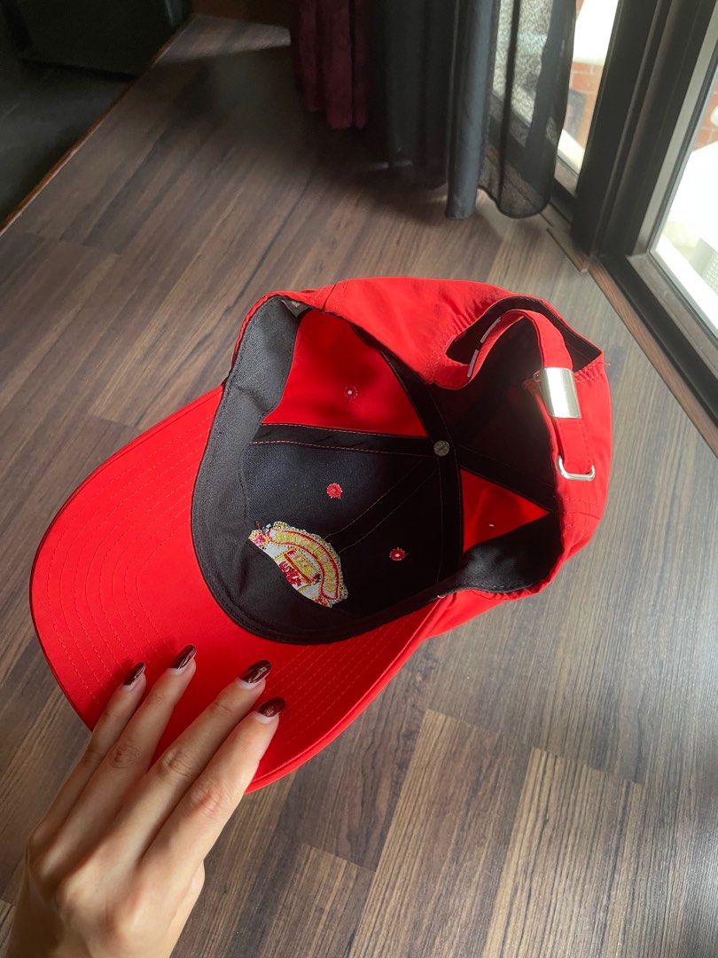 Manchester United x Nike Red Cap, Men's Fashion, Watches & Accessories ...