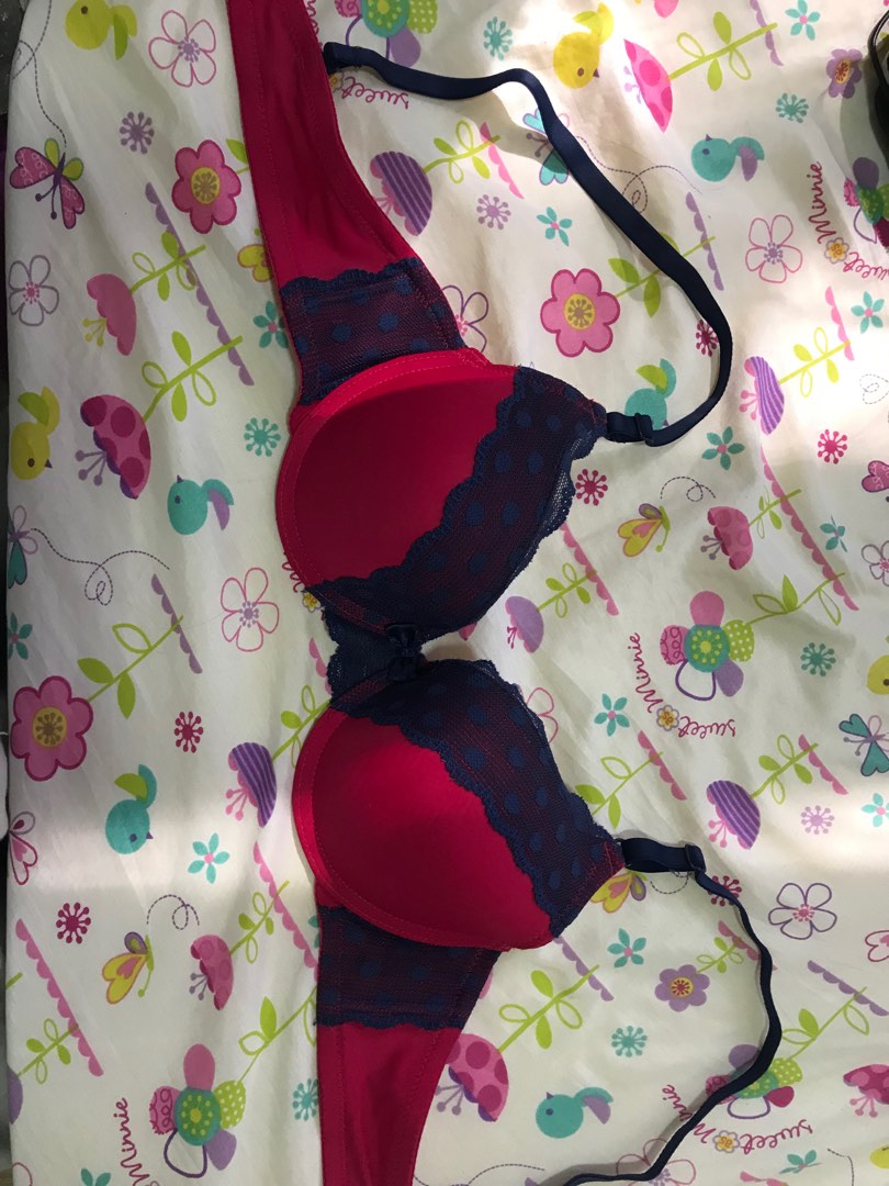 mona lisa bra preloved, Women's Fashion, Undergarments & Loungewear on Carousell