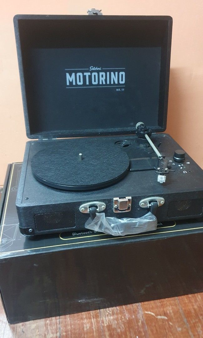 Satchmi Motorino Turntable, Audio, Portable Music Players on Carousell