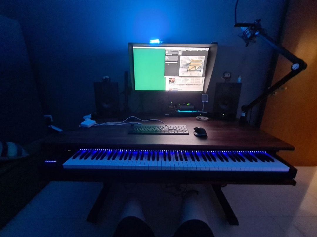 Customise Table/Made To Order/Music Studio Desk/Desk with Pullout Piano ...