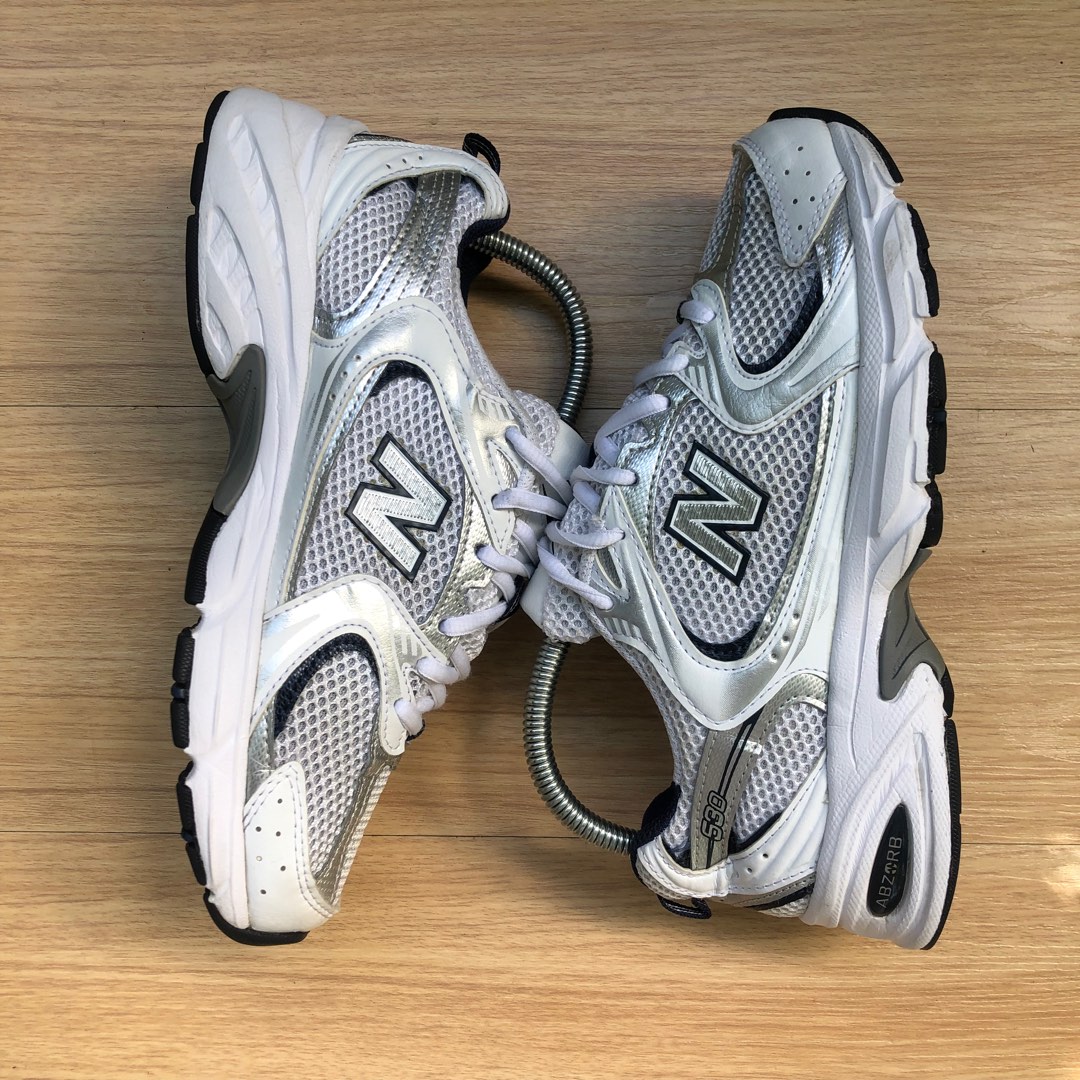 NB 530, Women's Fashion, Footwear, Sneakers on Carousell