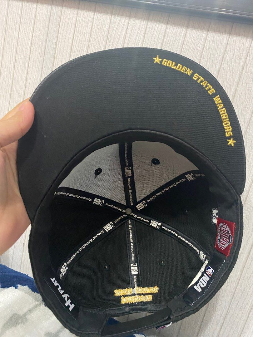 Nba GSW CAP, Men's Fashion, Watches & Accessories, Caps & Hats on Carousell