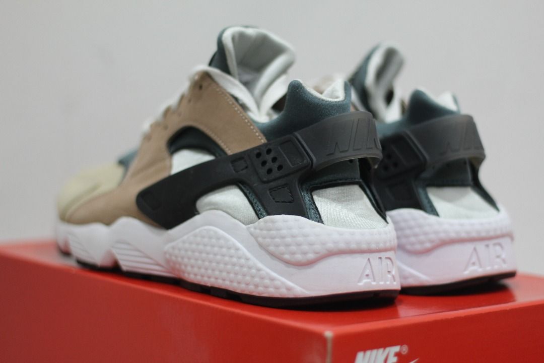 New in Box - US10 Nike Air Huarache Limited Edition / Air Jordan / Air ...