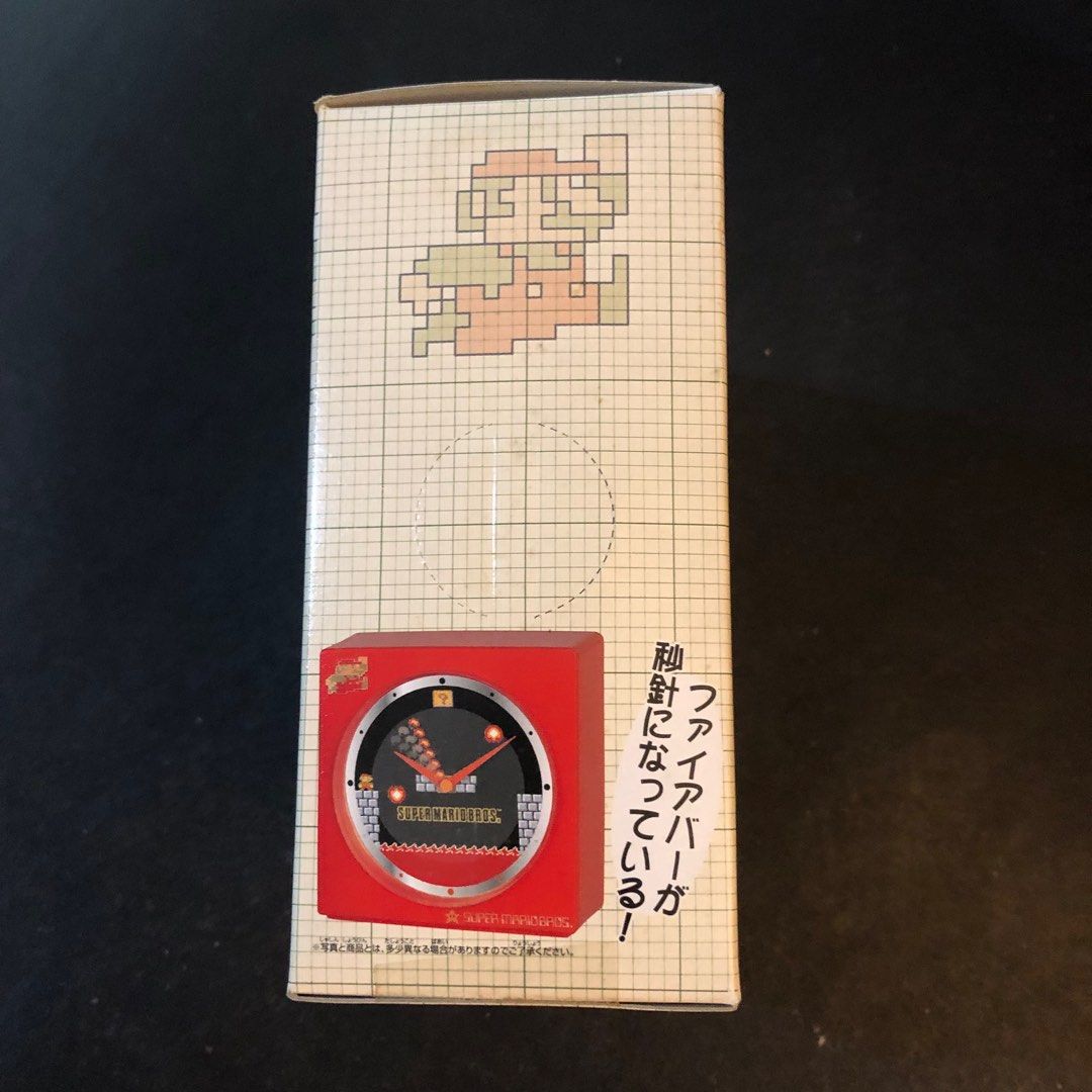 Nintendo Super Mario NES Santa Mario Christmas Parco Desk Clock ...