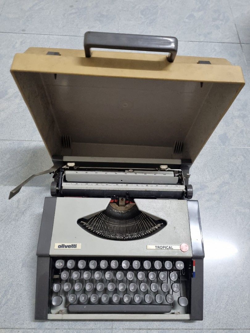 Olivetti type writter, Computers & Tech, Printers, Scanners & Copiers ...