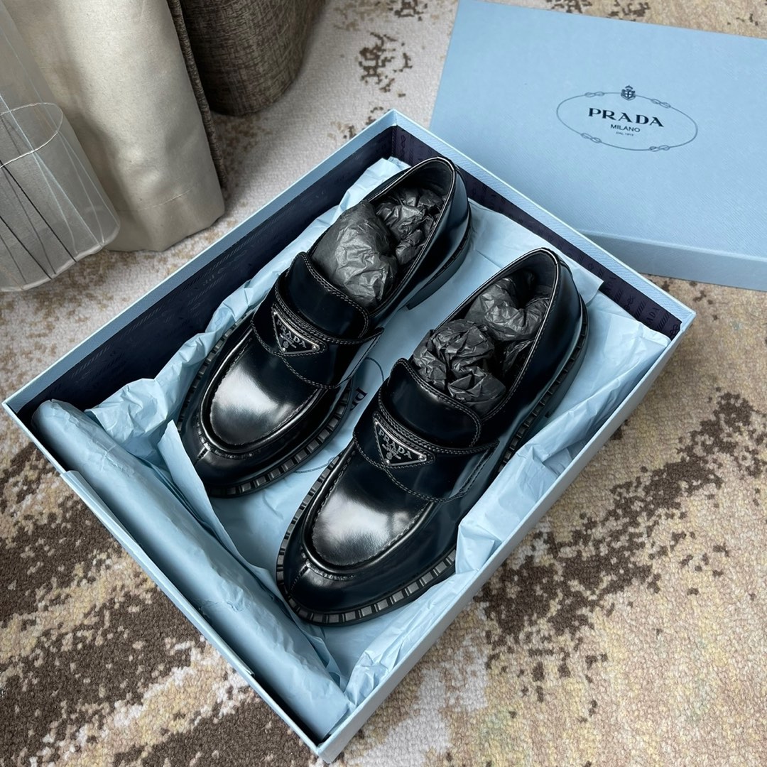 PRADA LOAFERS, Women's Fashion, Footwear, Loafers on Carousell