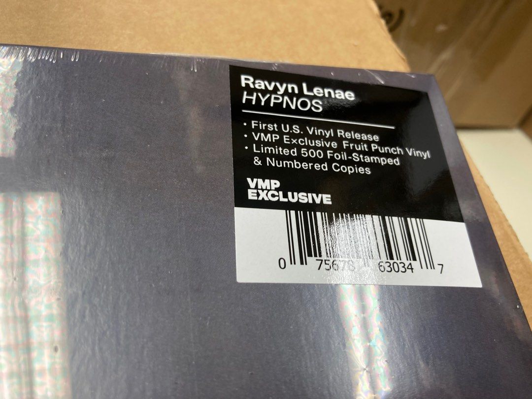 （全新，絕版）Ravyn Lenae - Hypnos 2LP 紅色（限量500）, 興趣及遊戲, 音樂、樂器 & 配件, 音樂與媒體 ...