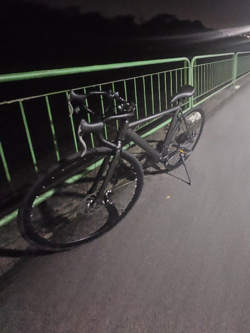 Roadbike, Sports Equipment, Bicycles & Parts, Bicycles on Carousell