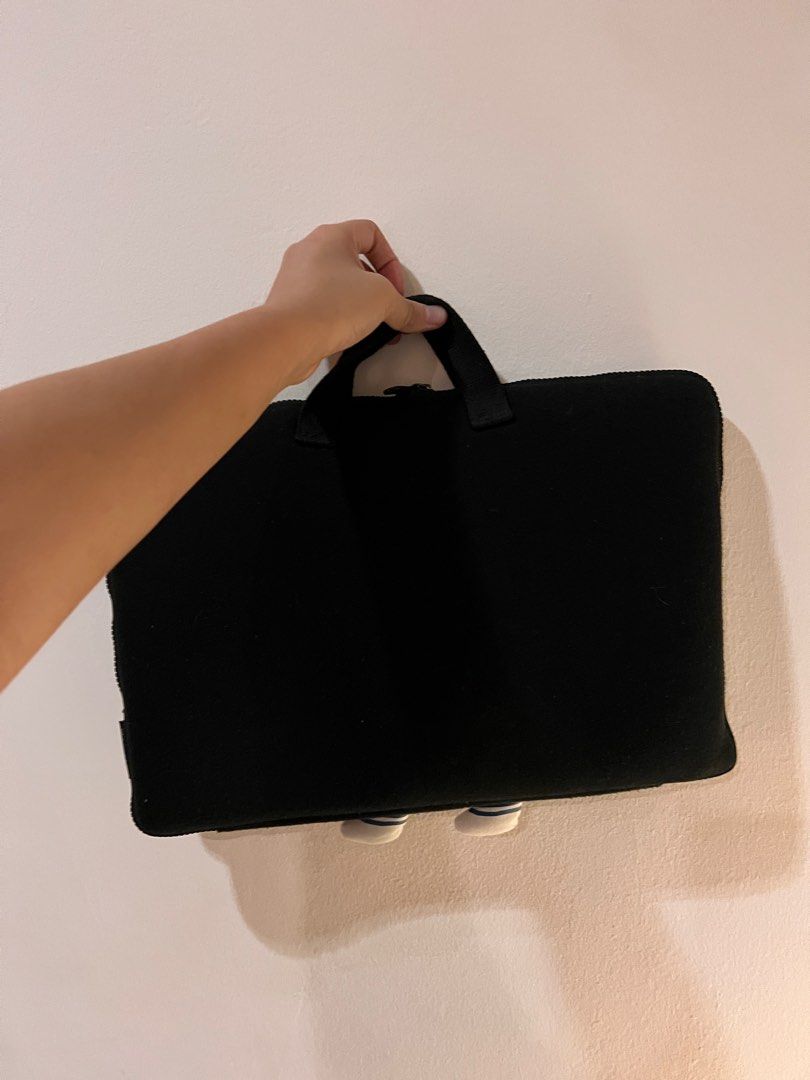 Romane Brunch Brother 15 inch Laptop Case, Computers & Tech, Parts ...