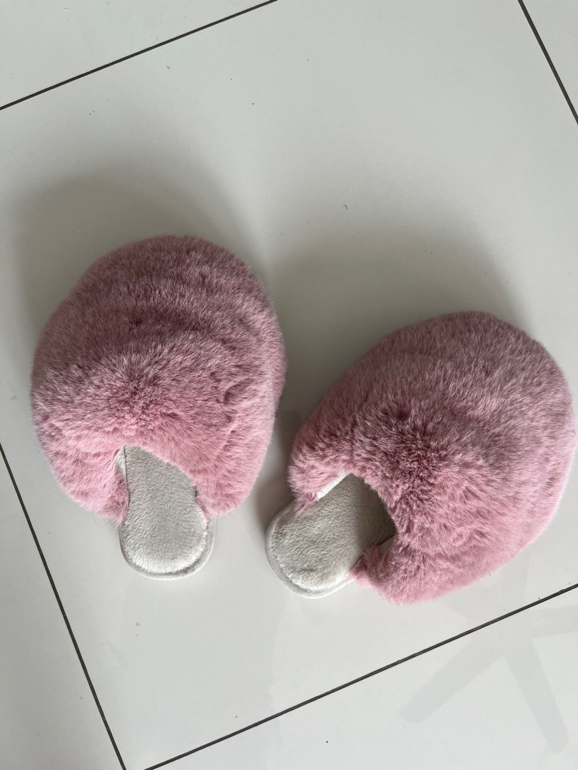 SELIPAR GEBU, Women's Fashion, Footwear, Sandals on Carousell