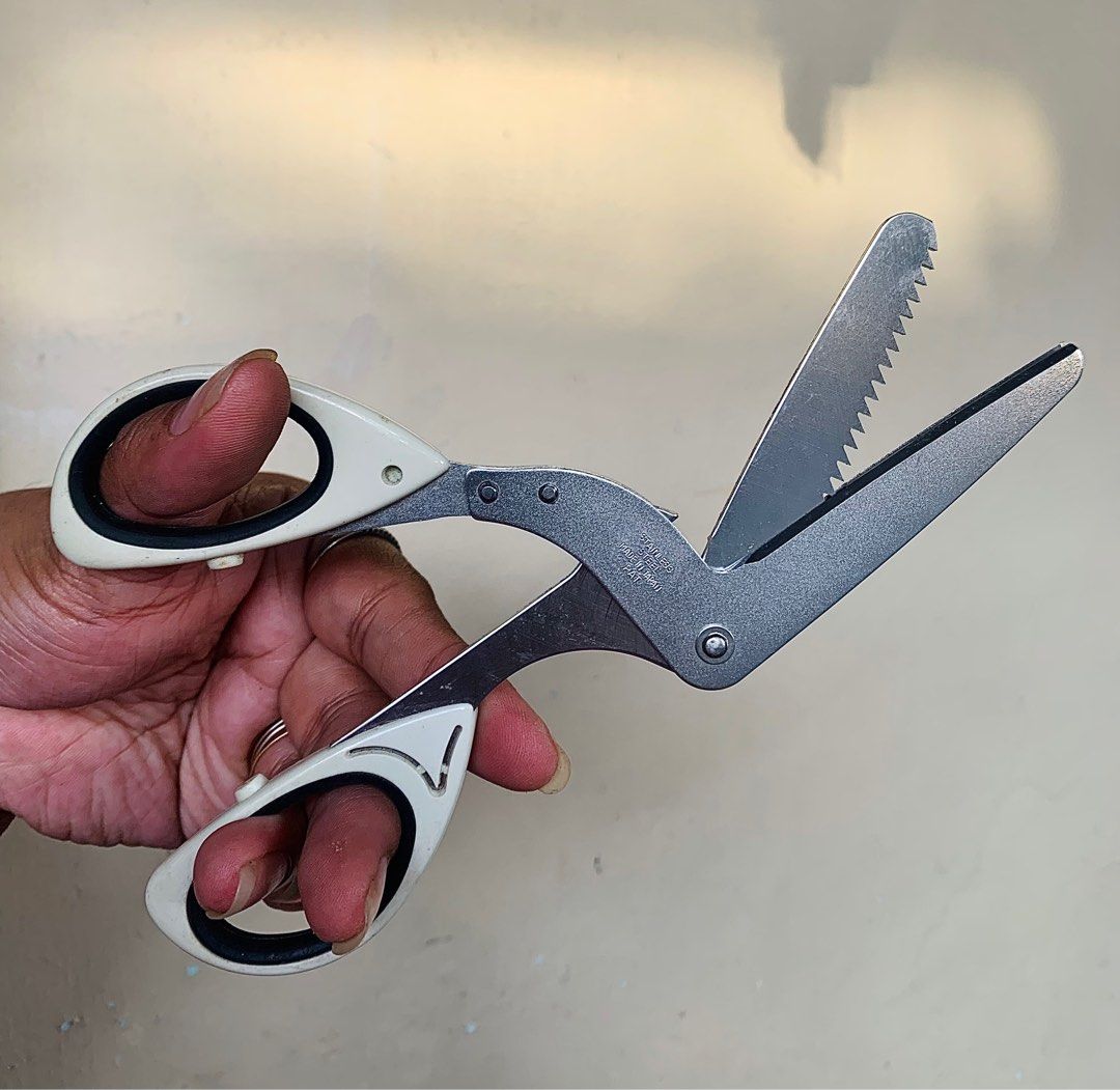 SHREDDER SCISSORS SUN STAR 3 Blades, Hobbies & Toys, Stationary & Craft ...