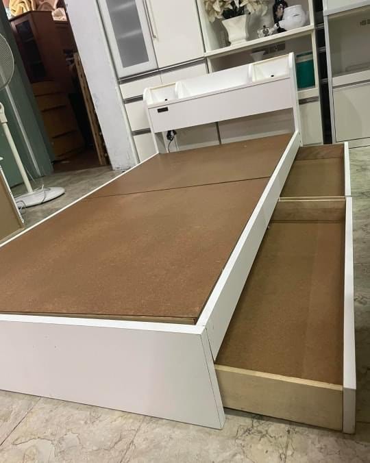 Single bed frame Japan surplus, Furniture & Home Living, Furniture, Bed ...