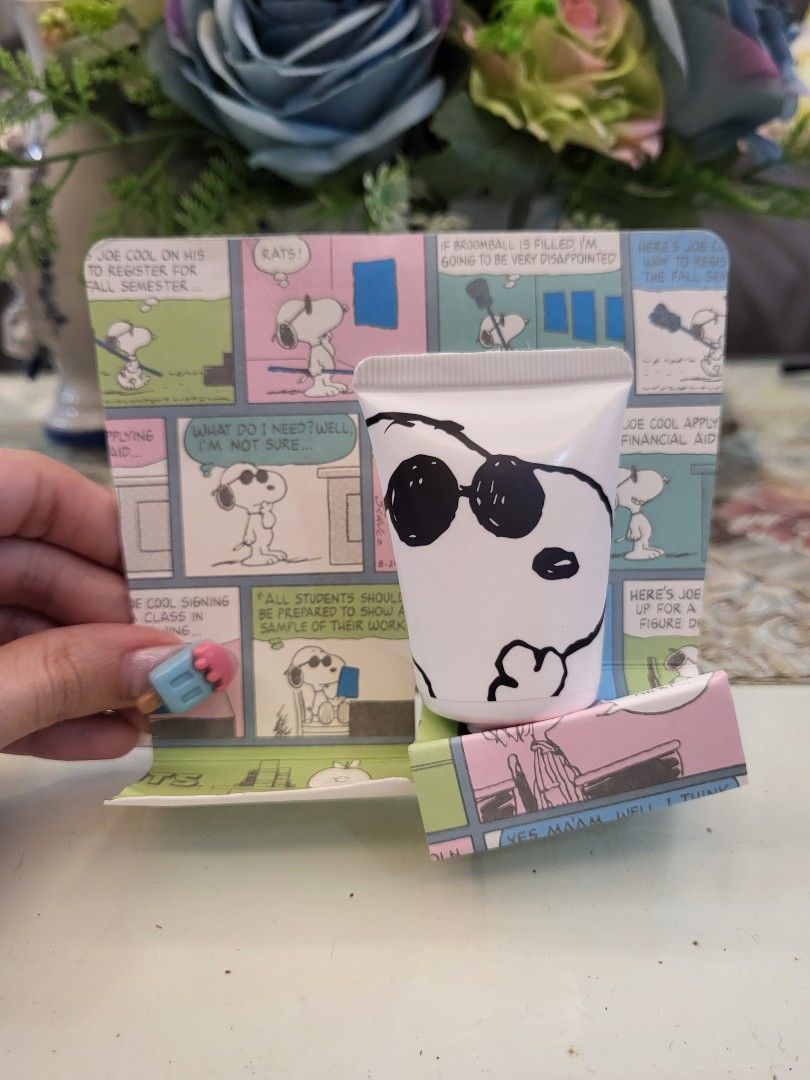 Snoopy Hand Lotion w/ Pouch, Beauty & Personal Care, Sanitary Hygiene ...