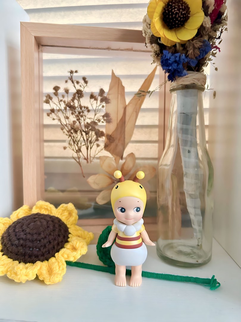 Sonny Angel Secret Bee (Bug’s World Series), Hobbies & Toys, Toys ...