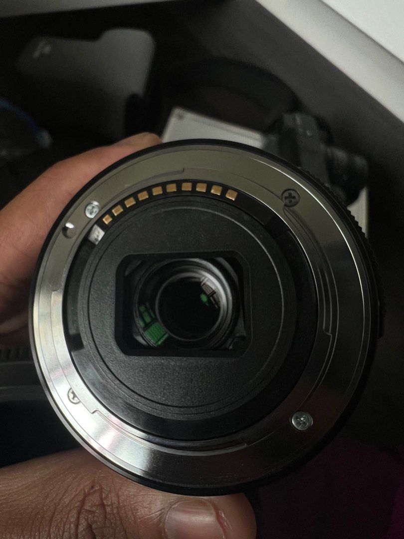 Sony 16-50mm e mount Kit lens, Photography, Lens & Kits on Carousell
