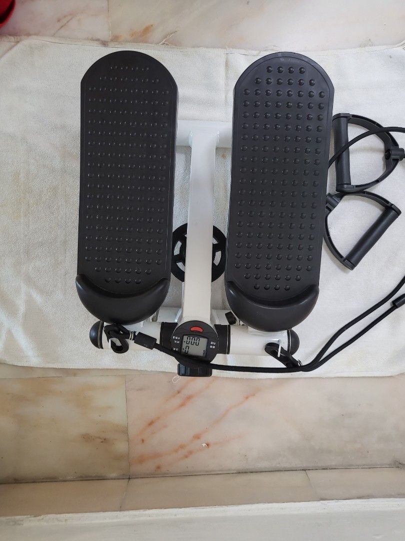 Stepper machine, Sports Equipment, Exercise & Fitness, Cardio & Fitness ...
