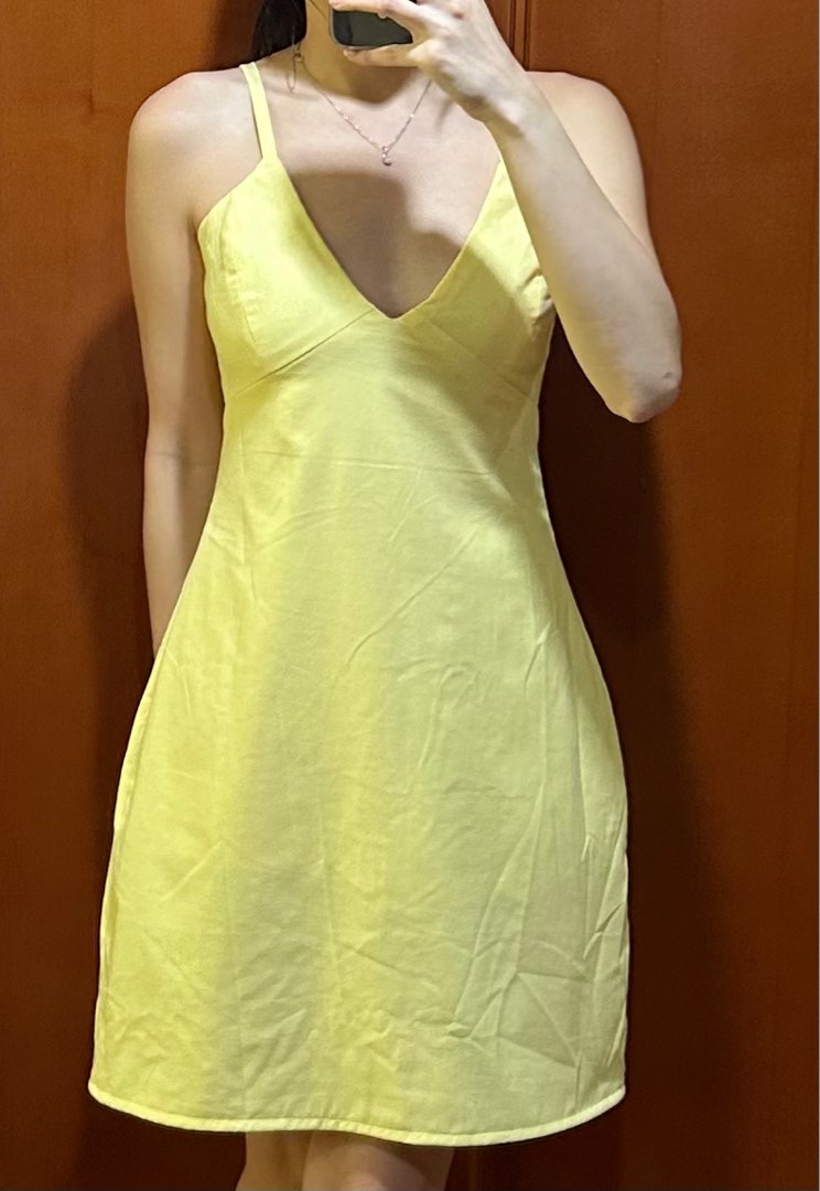 Sunrae pastel yellow linen dress XS, Women's Fashion, Dresses & Sets ...