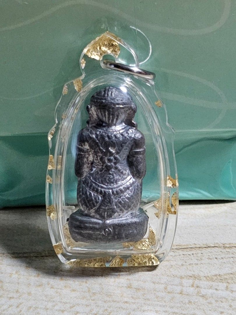 Thai Amulet - Roop Phra Hanuman Crouch Style Nur Takau, Hobbies & Toys ...
