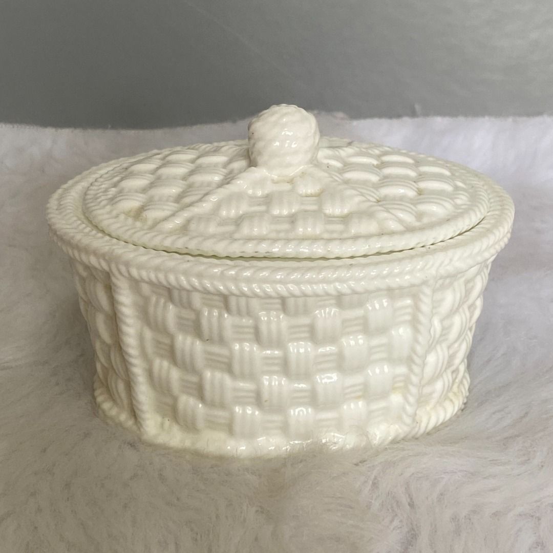 Tiffany & Co Tiffany Weave White Ceramic Basket Trinket, Furniture ...