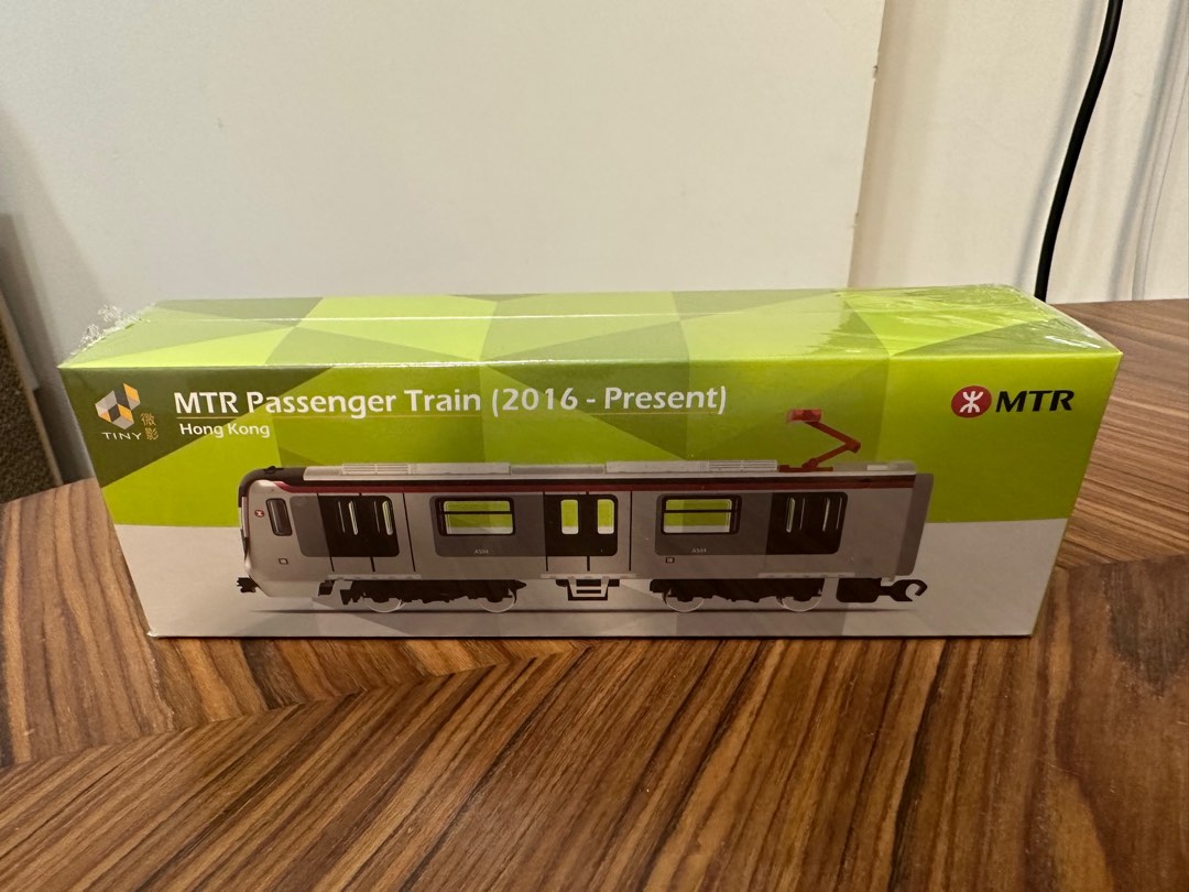 Tiny MTR08 - 港鐵客運列車 (2016 - 現在) 南港島線, 興趣及遊戲, 玩具 & 遊戲類 - Carousell