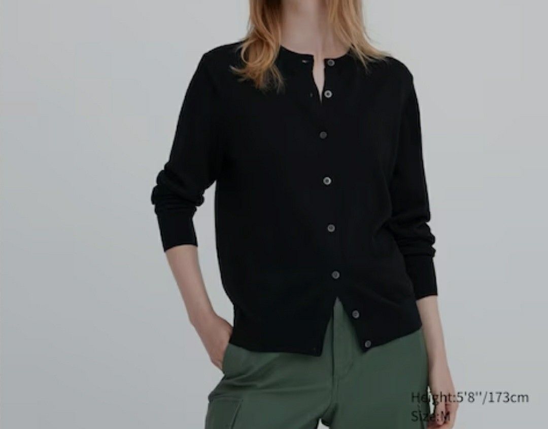 UNIQLO CARDIGAN HITAM M, Fesyen Wanita, Pakaian Wanita, Baju Luaran di ...