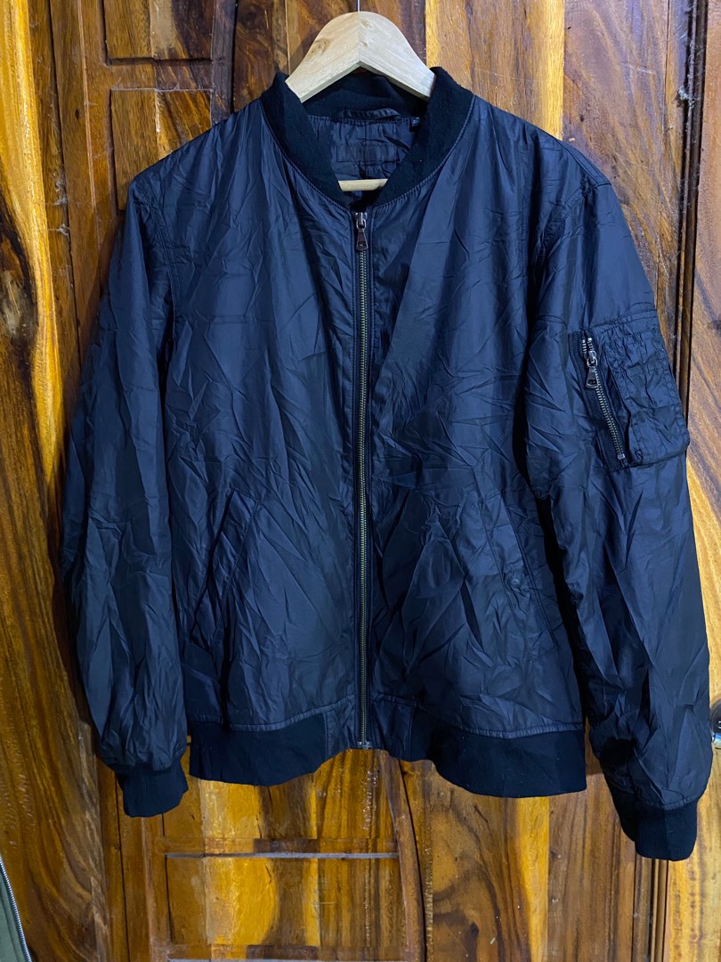 Uniqlo Varsity Jacket, Men's Fashion, Coats, Jackets and Outerwear on ...