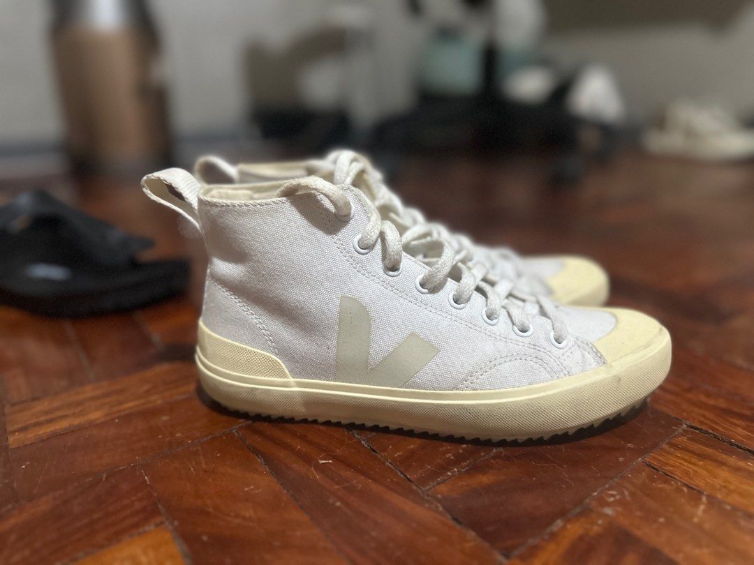 Veja Nova HT (high top), Women's Fashion, Footwear, Sneakers on Carousell