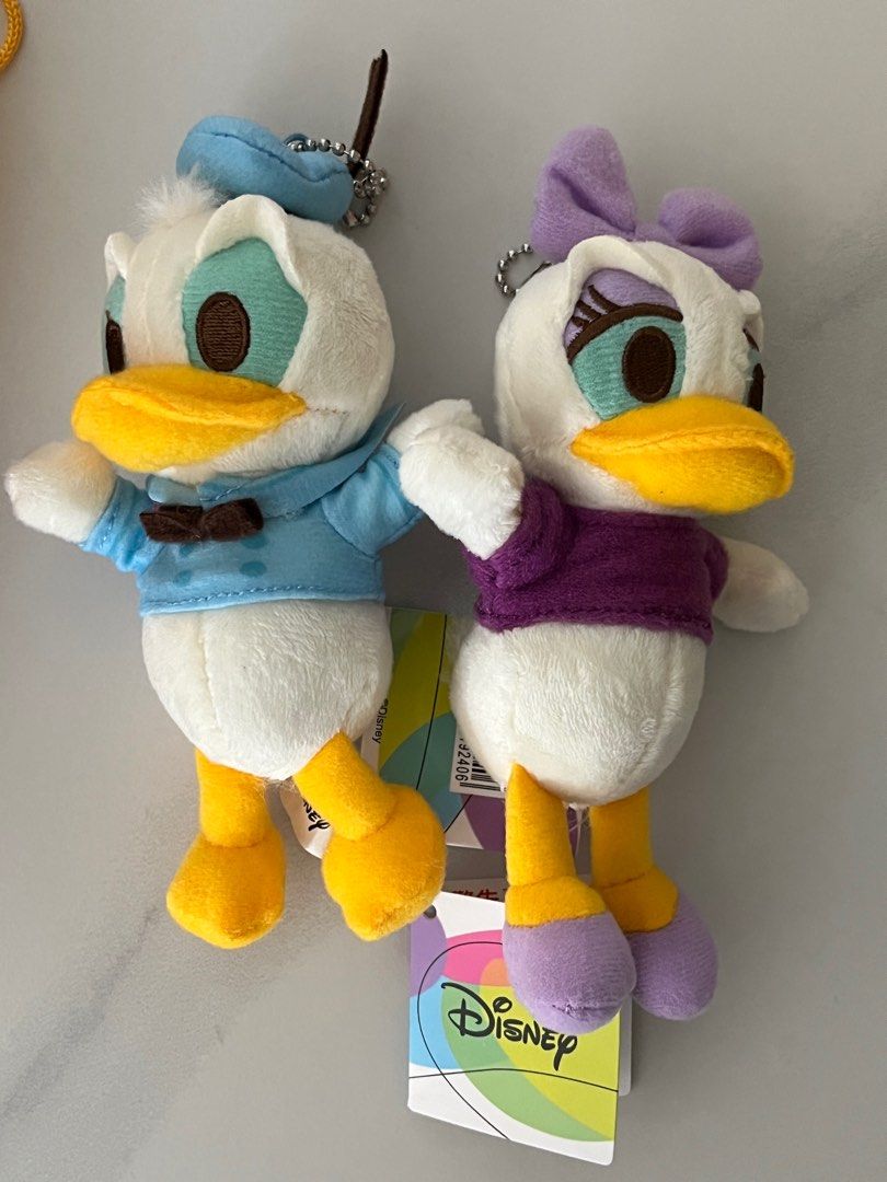 Winnie The Pooh, Genie Aladdin, Donald Duck, Daisy Duck Stuffed Plush ...