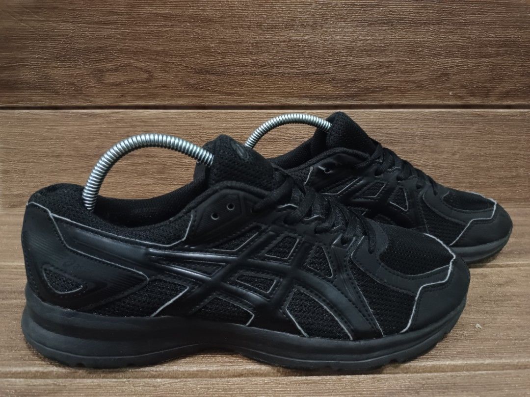 ASIC TRIPLE BLACK 8.5 UK/26.5 CM, Men's Fashion, Footwear, Sneakers on ...