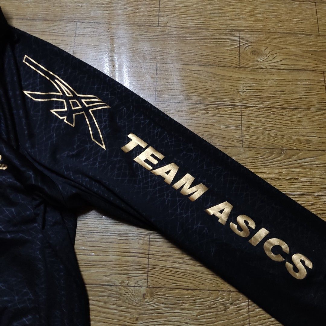 Asics Sports Training Jacket (Black&Gold), Men's Fashion, Coats ...