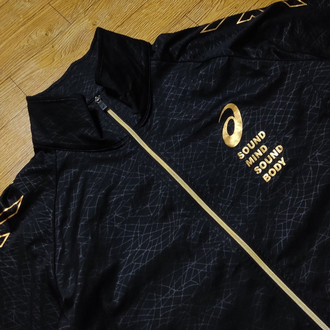 Asics Sports Training Jacket (Black&Gold), Men's Fashion, Coats ...