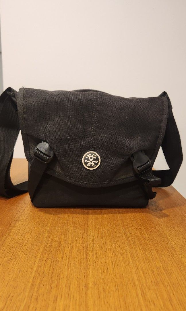 Authentic Crumpler Camera Bag, Photography, Photography Accessories ...