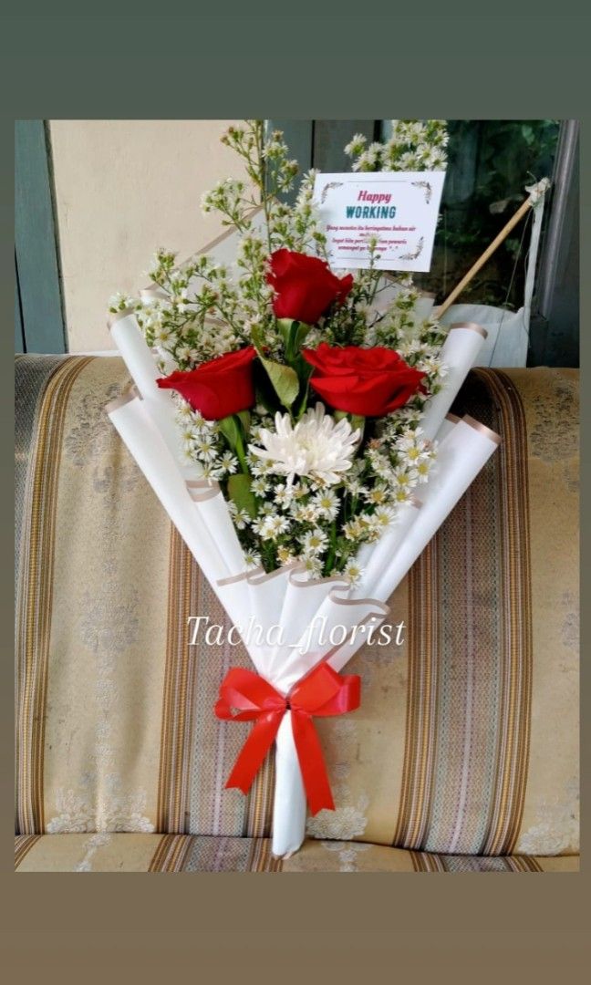 Buket bunga mawar asli ready cimahi bdg, Perkebunan di Carousell