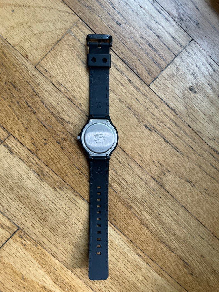 Casio water resistant watch, Men's Fashion, Watches & Accessories ...