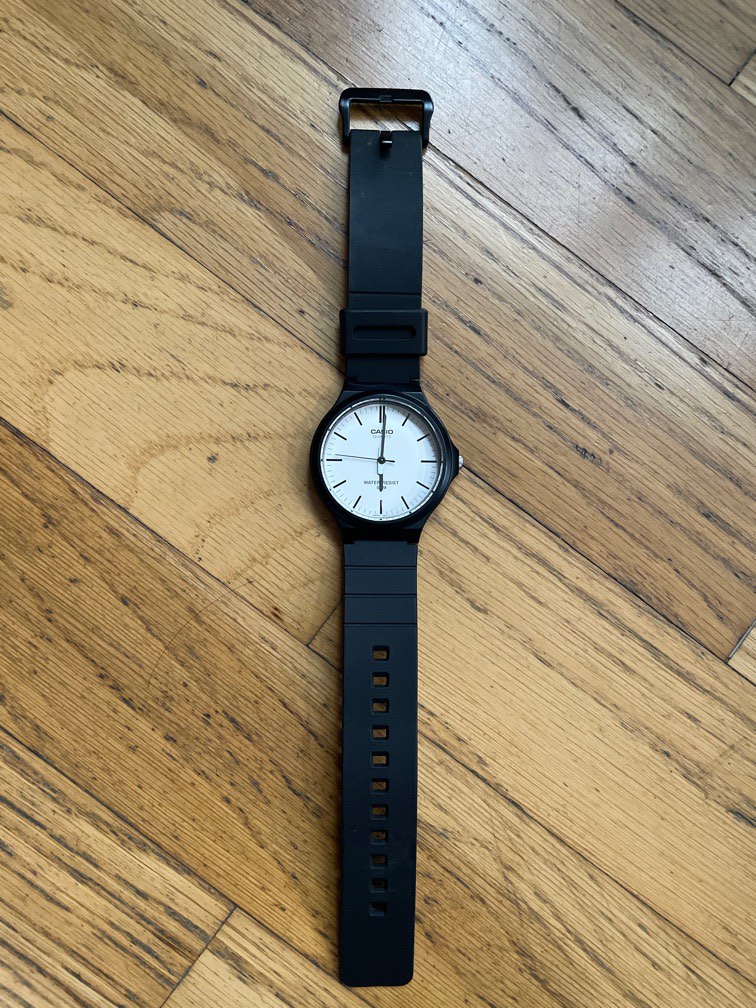 Casio water resistant watch, Men's Fashion, Watches & Accessories ...